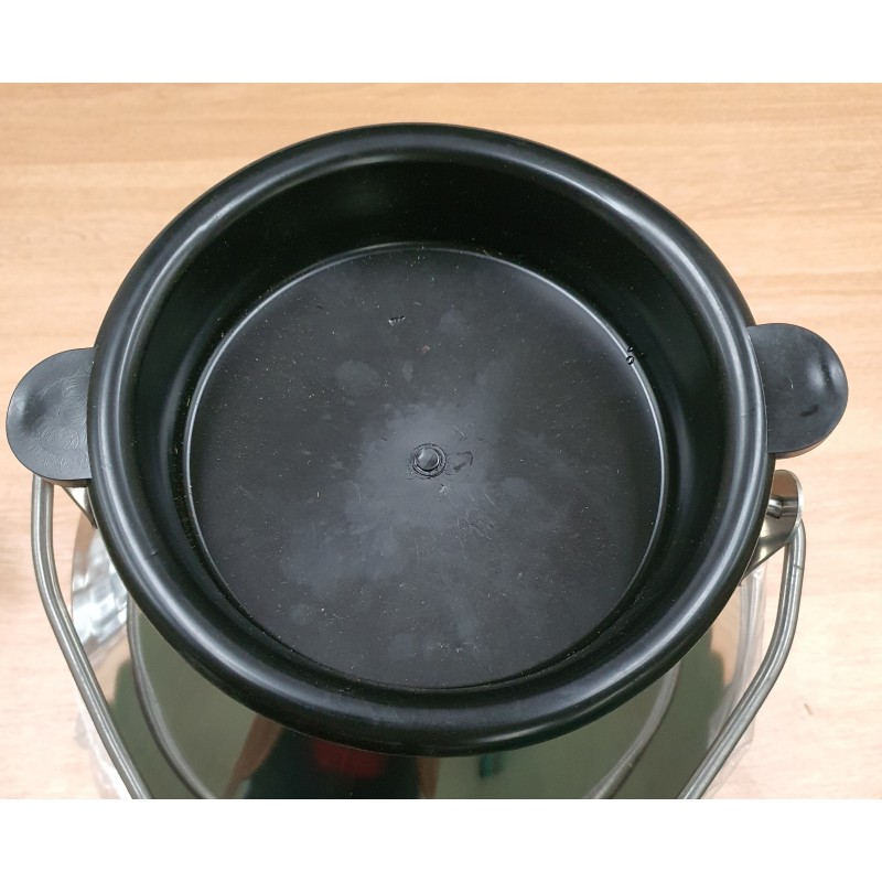 Dump Bucket System for waste milk & colostrum